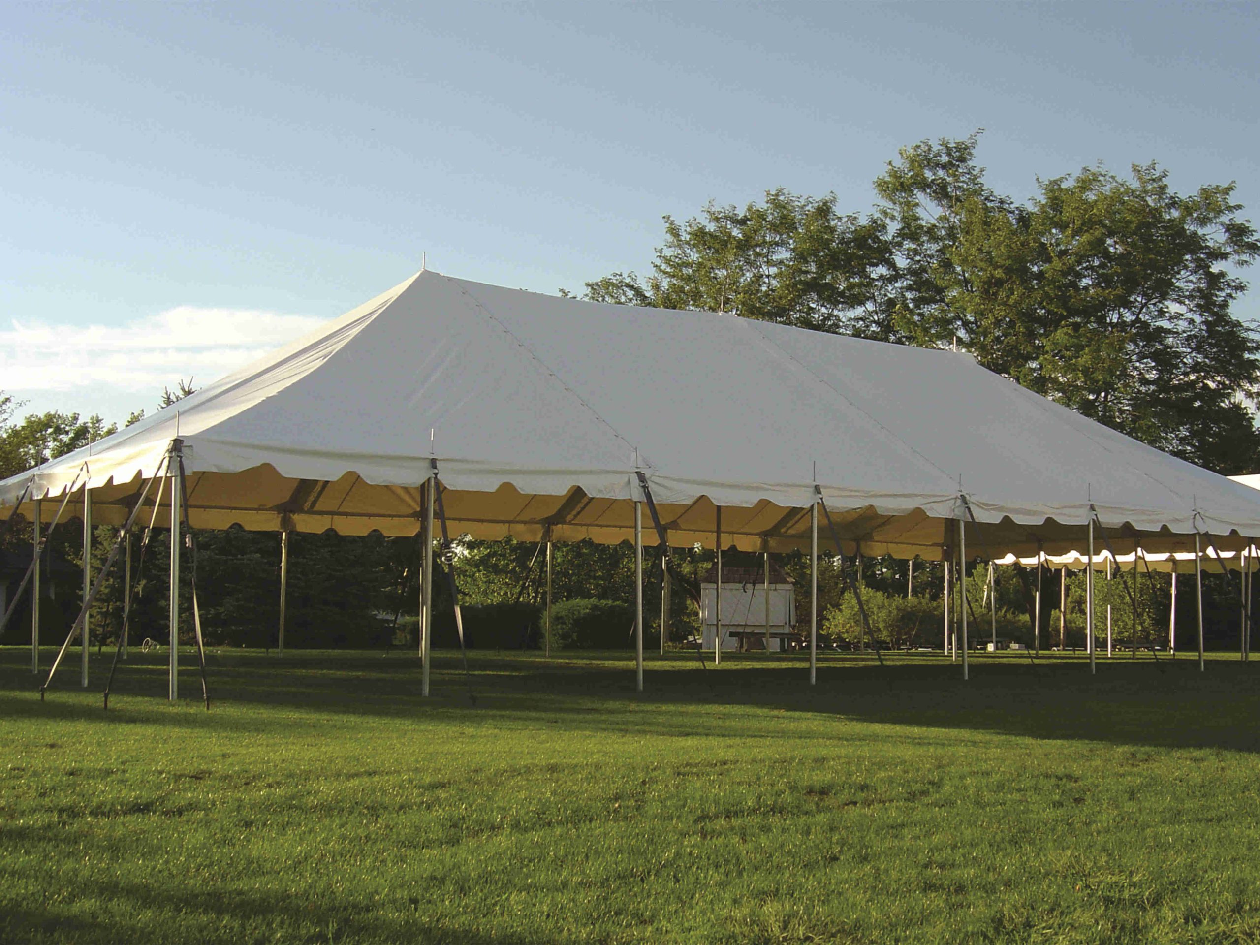 Pole Tent 9 1m X 18 3m 30 X 60 Party Tents